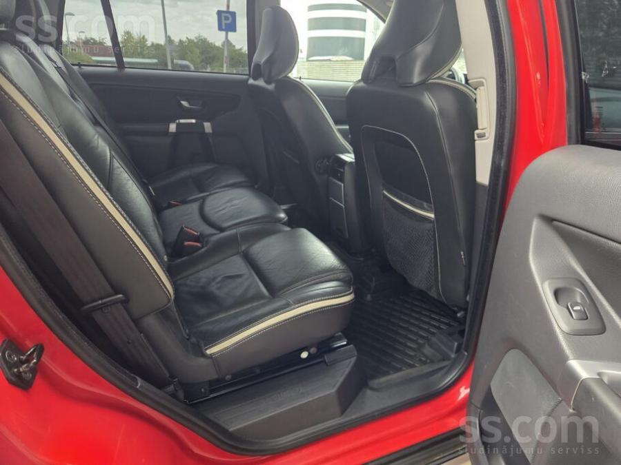 Sarkans Volvo XC90 2007 Jelgava, ar dzinēja tilpumu 2.40 L un nobraukumu 0 tūkst. km par 6200 €, foto 18 vietnē AUTOMOTO.COM.LV