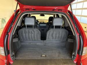 Red Volvo XC90 2007 in Radviliskis, with an engine capacity of 2.40 L and mileage of 363 thousand km for 5850 €, photo 16 on AUTOMOTO.COM.LV
