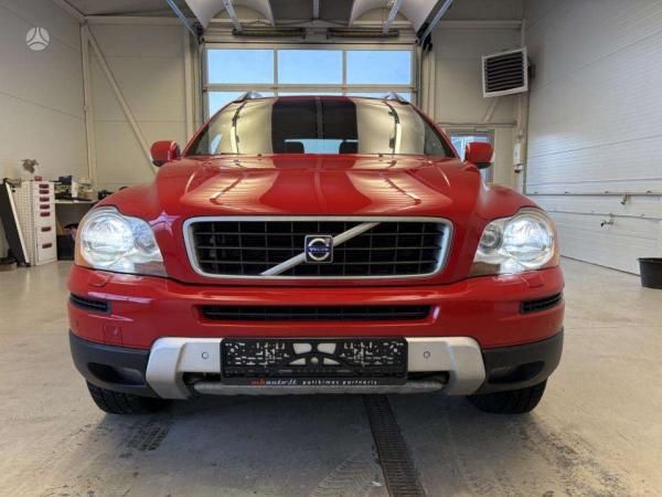 Red Volvo XC90 2007 in Radviliskis, with an engine capacity of 2.40 L and mileage of 363 thousand km for 5750 €, photo 6 on AUTOMOTO.COM.LV