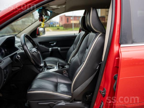 Volvo XC90 2007 Kuldīga vietnē Sarkans Volvo XC90 2007 Kuldīga, ar dzinēja tilpumu 2.40 L un nobraukumu 337 tūkst. km par 6700 €, foto 11 vietnē AUTOMOTO.COM.LV