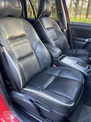 Red Volvo XC90 2008 in Vilnius, with an engine capacity of 2.40 L and mileage of 313 thousand km for 6300 €, photo 13 on AUTOMOTO.COM.LV