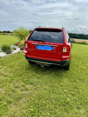 Red Volvo XC90 2008 in Jonava, with an engine capacity of 2.40 L and mileage of 347 thousand km for 6000 €, photo 3 on AUTOMOTO.COM.LV