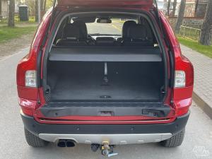 Red Volvo XC90 2008 in Vilnius, with an engine capacity of 2.40 L and mileage of 303 thousand km for 5650 €, photo 9 on AUTOMOTO.COM.LV