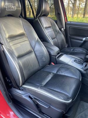 Red Volvo XC90 2008 in Vilnius, with an engine capacity of 2.40 L and mileage of 303 thousand km for 5650 €, photo 16 on AUTOMOTO.COM.LV