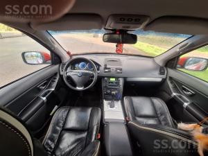 Sarkans Volvo XC90 2008 Ventspils, ar dzinēja tilpumu 2.40 L un nobraukumu 388 tūkst. km par 5000 €, foto 11 vietnē AUTOMOTO.COM.LV