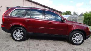 Red Volvo XC90 2009 in Joniskis, with an engine capacity of 2.40 L and mileage of 305 thousand km for 6249 €, photo 3 on AUTOMOTO.COM.LV