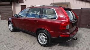 Red Volvo XC90 2009 in Joniskis, with an engine capacity of 2.40 L and mileage of 305 thousand km for 6249 €, photo 9 on AUTOMOTO.COM.LV