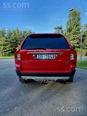 Red Volvo XC90 2009 in Jurmala, with an engine capacity of 2.40 L and mileage of 352 thousand km for 5400 €, photo 4 on AUTOMOTO.COM.LV
