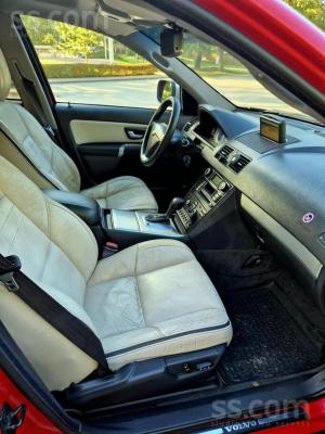 Red Volvo XC90 2009 in Jurmala, with an engine capacity of 2.40 L and mileage of 352 thousand km for 5400 €, photo 16 on AUTOMOTO.COM.LV