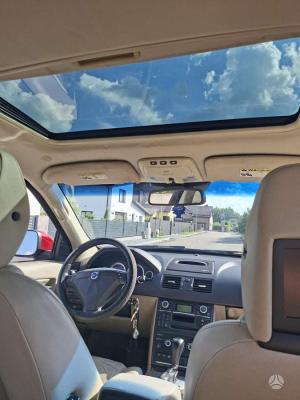 Red Volvo XC90 2011 in Siauliai, with an engine capacity of 3.19 L and mileage of 371 thousand km for 7900 €, photo 22 on AUTOMOTO.COM.LV