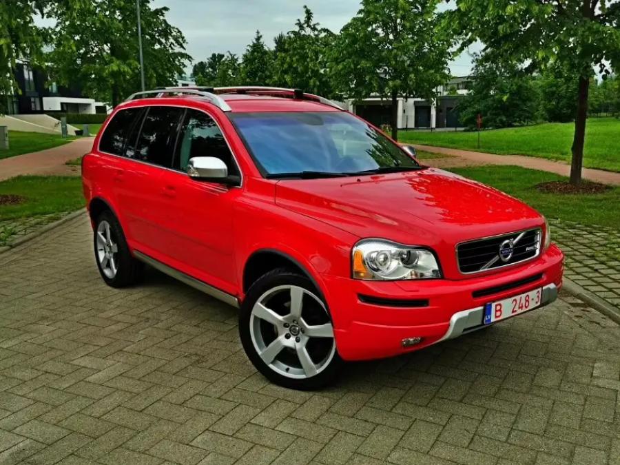 Red Volvo XC90 2012 in Riga, with an engine capacity of 2.40 L and mileage of 165 thousand km for 15500 €, photo 4 on AUTOMOTO.COM.LV