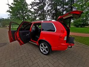 Red Volvo XC90 2012 in Riga, with an engine capacity of 2.40 L and mileage of 165 thousand km for 15500 €, photo 9 on AUTOMOTO.COM.LV