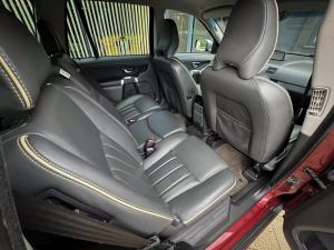 Red Volvo XC90 2013 in Riga, with an engine capacity of 2.40 L and mileage of 215 thousand km for 8600 €, photo 16 on AUTOMOTO.COM.LV