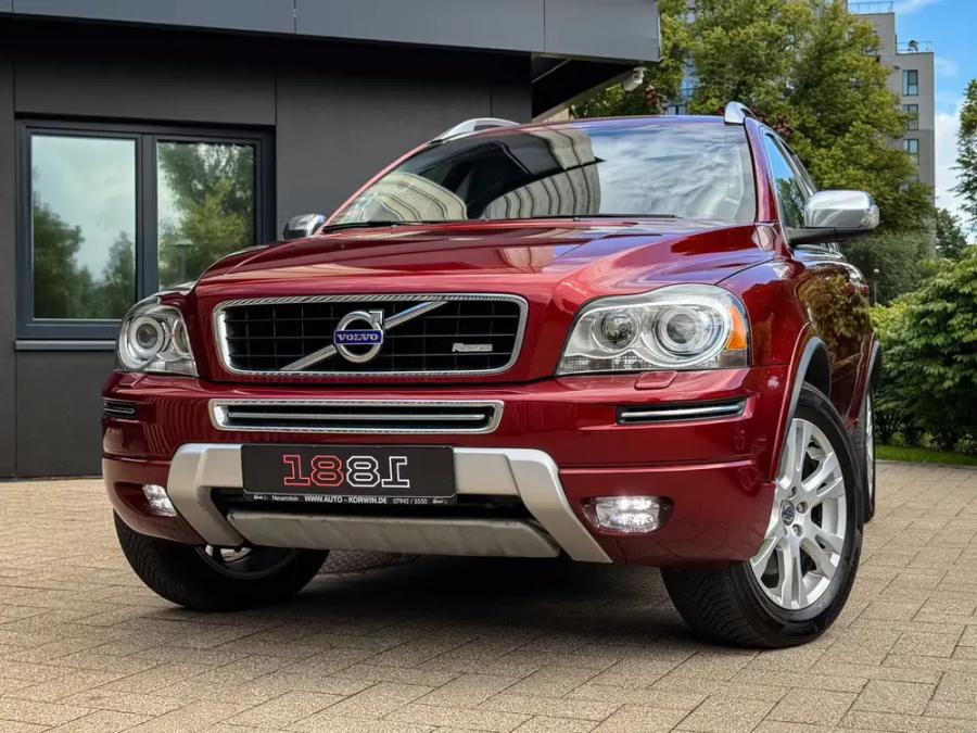 Red Volvo XC90 2013 in Riga, with an engine capacity of 2.40 L and mileage of 215 thousand km for 8600 €, photo 18 on AUTOMOTO.COM.LV