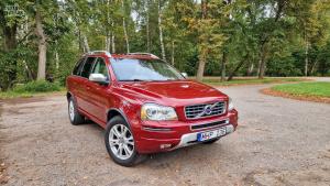 Red Volvo XC90 2013 in Vilnius, with an engine capacity of 3.20 L and mileage of 200 thousand km for 11500 €, photo 4 on AUTOMOTO.COM.LV
