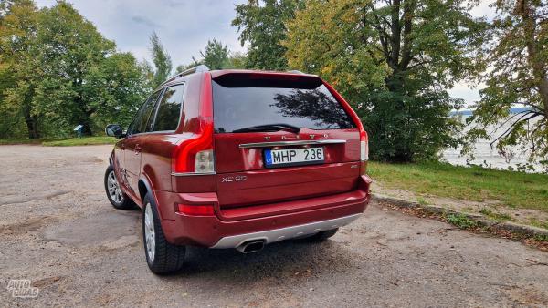 Volvo XC90 2013 in Vilnius on AUTOMOTO.COM.LV Red Volvo XC90 2013 in Vilnius, with an engine capacity of 3.20 L and mileage of 200 thousand km for 11500 €, photo 9 on AUTOMOTO.COM.LV