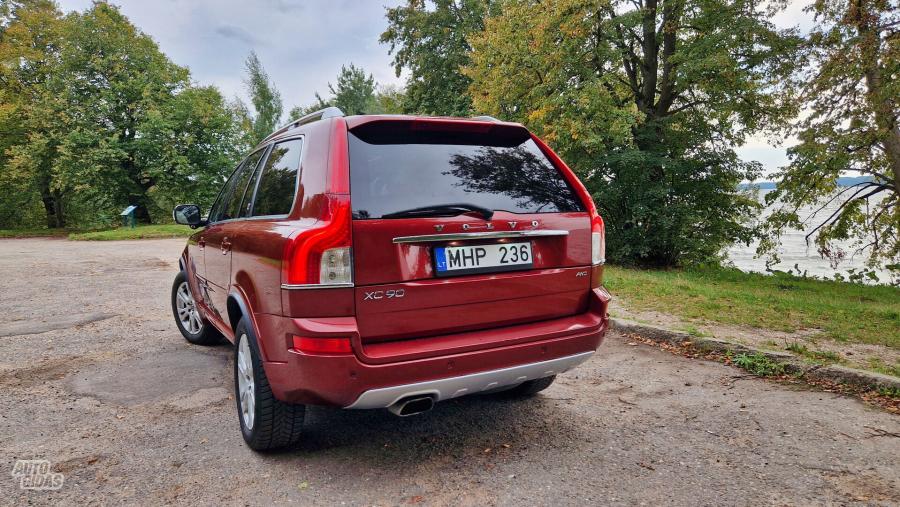 Red Volvo XC90 2013 in Vilnius, with an engine capacity of 3.20 L and mileage of 200 thousand km for 11500 €, photo 9 on AUTOMOTO.COM.LV