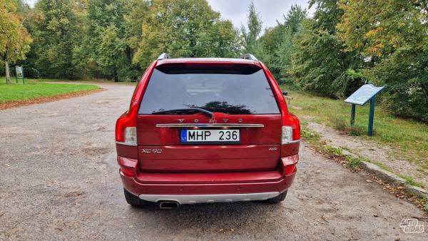 Volvo XC90 2013 in Vilnius on AUTOMOTO.COM.LV Red Volvo XC90 2013 in Vilnius, with an engine capacity of 3.20 L and mileage of 200 thousand km for 11500 €, photo 10 on AUTOMOTO.COM.LV
