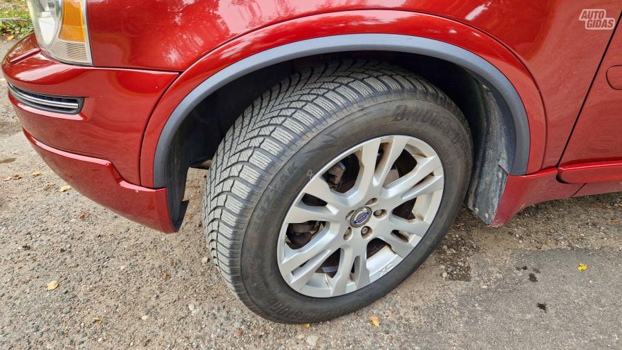 Red Volvo XC90 2013 in Vilnius, with an engine capacity of 3.20 L and mileage of 200 thousand km for 11500 €, photo 14 on AUTOMOTO.COM.LV