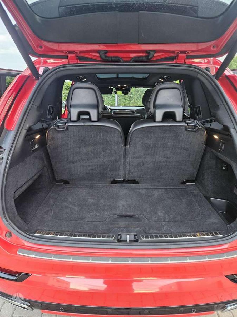 Red Volvo XC90 2016 in Vilnius, with an engine capacity of 1.97 L and mileage of 240 thousand km for 16500 €, photo 6 on AUTOMOTO.COM.LV