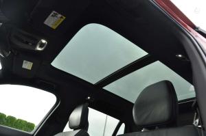 Red Volvo XC90 2017 in Vilnius, with an engine capacity of 1.97 L and mileage of 143 thousand km for 27000 €, photo 16 on AUTOMOTO.COM.LV