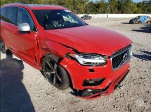 Red Volvo XC90 2017 in Vilnius, with an engine capacity of 1.97 L and mileage of 143 thousand km for 27000 €, photo 18 on AUTOMOTO.COM.LV