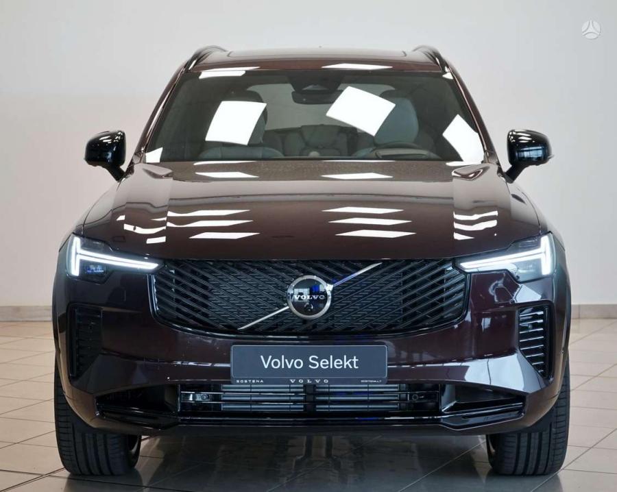 Red Volvo XC90 2026 in Vilnius, with an engine capacity of 1.97 L and mileage of 10 thousand km for 82000 €, photo 5 on AUTOMOTO.COM.LV