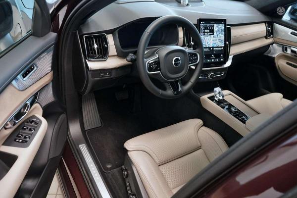 Red Volvo XC90 2026 in Vilnius, with an engine capacity of 1.97 L and mileage of 10 thousand km for 82000 €, photo 8 on AUTOMOTO.COM.LV