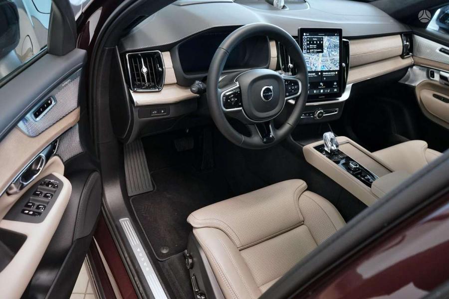Red Volvo XC90 2026 in Vilnius, with an engine capacity of 1.97 L and mileage of 10 thousand km for 82000 €, photo 9 on AUTOMOTO.COM.LV