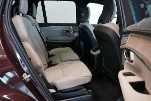 Red Volvo XC90 2026 in Vilnius, with an engine capacity of 1.97 L and mileage of 10 thousand km for 82000 €, photo 14 on AUTOMOTO.COM.LV