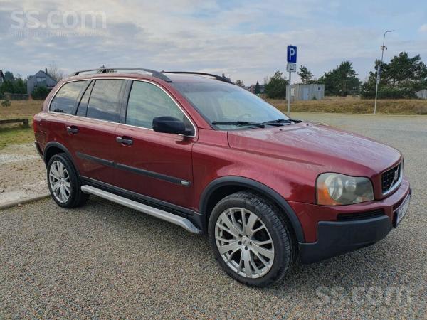 Red Volvo XC90 2005 in Liepaja, with an engine capacity of 2.40 L and mileage of 410 thousand km for 3900 €, photo 2 on AUTOMOTO.COM.LV