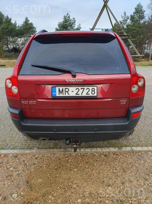 Red Volvo XC90 2005 in Liepaja, with an engine capacity of 2.40 L and mileage of 410 thousand km for 3900 €, photo 3 on AUTOMOTO.COM.LV
