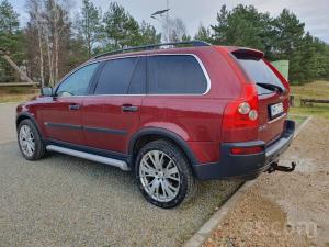 Sarkans Volvo XC90 2005 Liepāja, ar dzinēja tilpumu 2.40 L un nobraukumu 410 tūkst. km par 3900 €, foto 6 vietnē AUTOMOTO.COM.LV