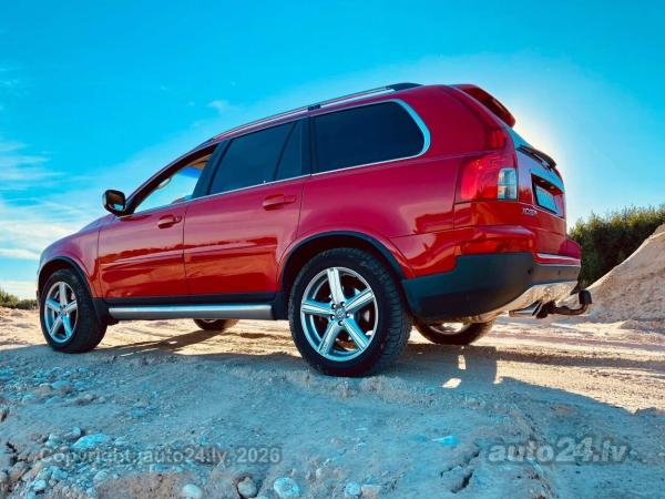 Sarkans Volvo XC90 2007 Tallina, ar dzinēja tilpumu 2.40 L un nobraukumu 283 tūkst. km par 7300 €, foto 4 vietnē AUTOMOTO.COM.LV