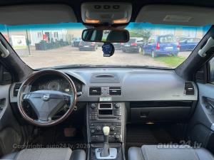 Volvo XC90 2004 in Narva, with an engine capacity of 2.40 L and mileage of 419 thousand km for 2999 €, photo 16 on AUTOMOTO.COM.LV