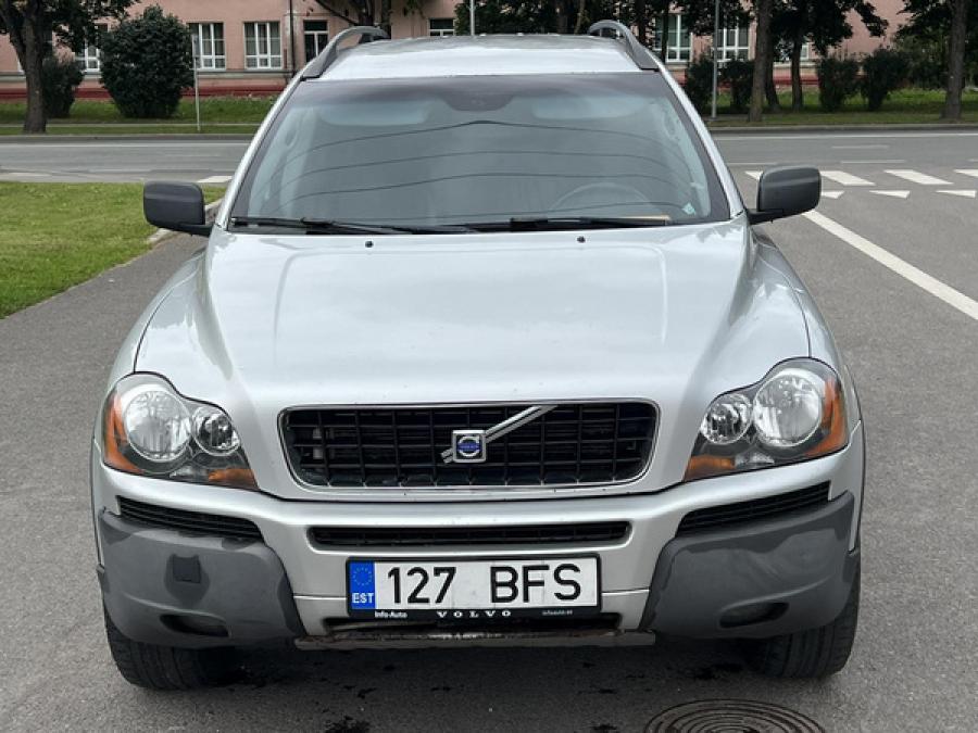 Volvo XC90 2005 Narva, ar dzinēja tilpumu 2.40 L un nobraukumu 585 tūkst. km par 2499 €, foto 4 vietnē AUTOMOTO.COM.LV