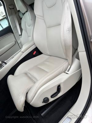 Volvo XC90 2023 in Tallinn, with an engine capacity of 2.00 L and mileage of 95 thousand km for 39990 €, photo 33 on AUTOMOTO.COM.LV