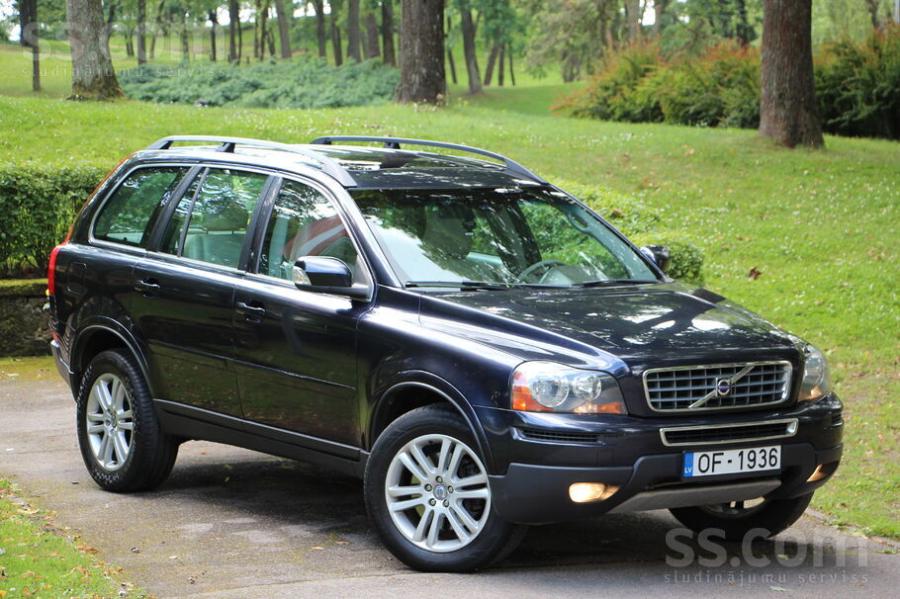 Violets Volvo XC90 2006 Rīga, ar dzinēja tilpumu 2.40 L un nobraukumu 306 tūkst. km par 7450 €, foto 2 vietnē AUTOMOTO.COM.LV