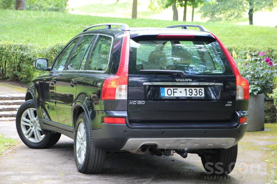 Violets Volvo XC90 2006 Rīga, ar dzinēja tilpumu 2.40 L un nobraukumu 306 tūkst. km par 7450 €, foto 6 vietnē AUTOMOTO.COM.LV