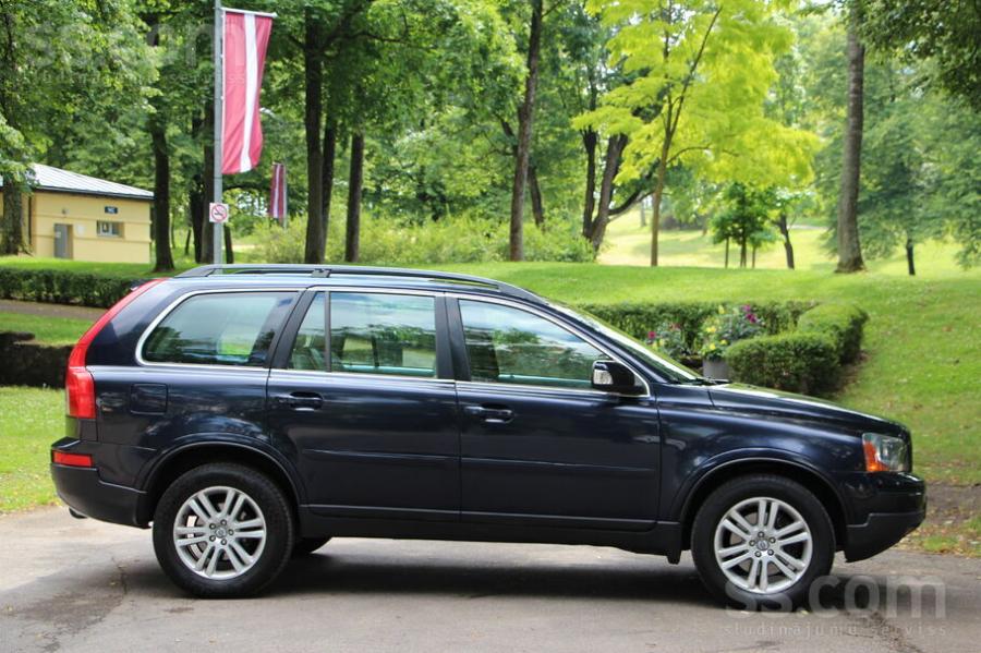 Violets Volvo XC90 2006 Rīga, ar dzinēja tilpumu 2.40 L un nobraukumu 306 tūkst. km par 7450 €, foto 9 vietnē AUTOMOTO.COM.LV