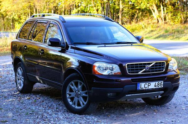 Violets Volvo XC90 2006 Kretinga, ar dzinēja tilpumu 2.40 L un nobraukumu 307 tūkst. km par 6299 €, foto 4 vietnē AUTOMOTO.COM.LV