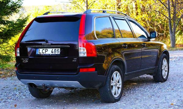 Violets Volvo XC90 2006 Kretinga, ar dzinēja tilpumu 2.40 L un nobraukumu 307 tūkst. km par 6299 €, foto 10 vietnē AUTOMOTO.COM.LV