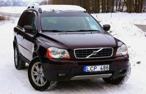 Violet Volvo XC90 2006 in Kretinga, with an engine capacity of 2.40 L and mileage of 307 thousand km for 6299 €, photo 3 on AUTOMOTO.COM.LV