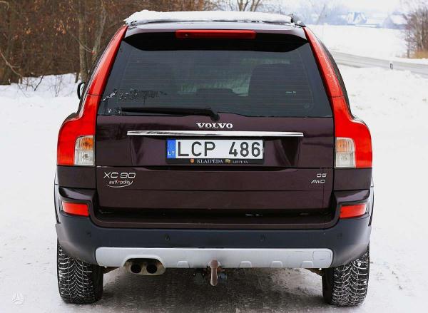 Violets Volvo XC90 2006 Kretinga, ar dzinēja tilpumu 2.40 L un nobraukumu 307 tūkst. km par 6299 €, foto 7 vietnē AUTOMOTO.COM.LV