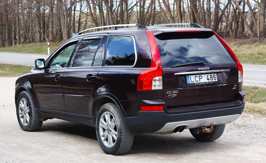 Violets Volvo XC90 2006 Petrikaičiai, ar dzinēja tilpumu 2.40 L un nobraukumu 308 tūkst. km par 6299 €, foto 9 vietnē AUTOMOTO.COM.LV