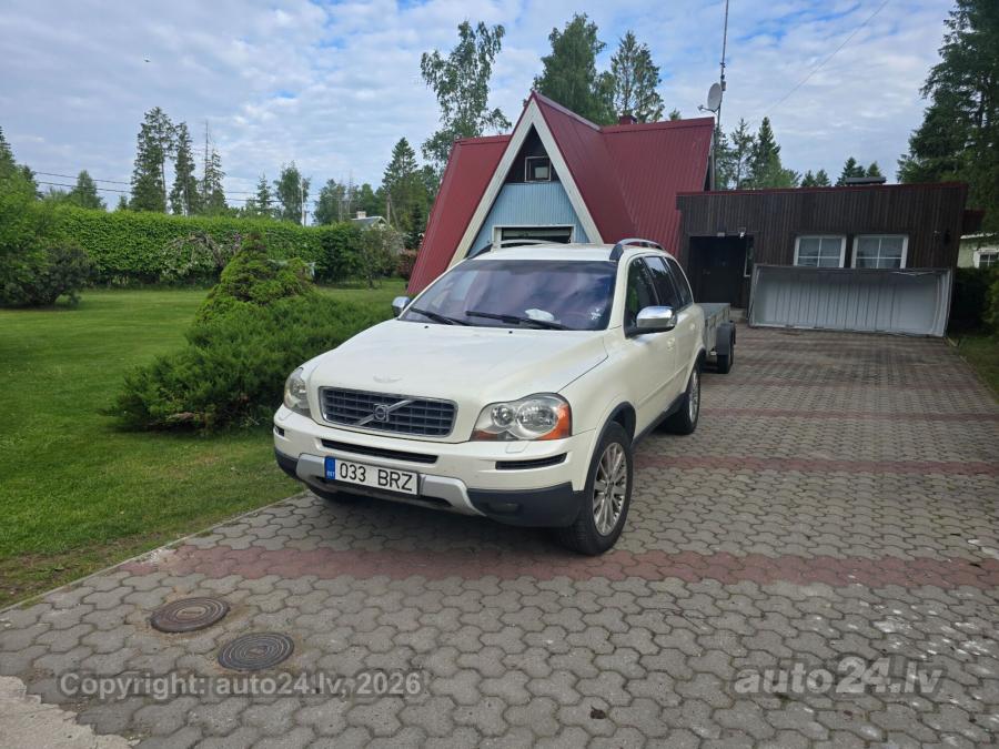 Balts Volvo XC90 2006 Tallina, ar dzinēja tilpumu 2.40 L un nobraukumu 290 tūkst. km par 6500 €, foto 4 vietnē AUTOMOTO.COM.LV