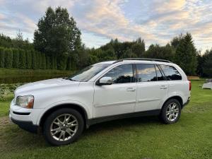 White Volvo XC90 2006 in Alytus, with an engine capacity of 2.40 L and mileage of 378 thousand km for 4500 €, photo  on AUTOMOTO.COM.LV