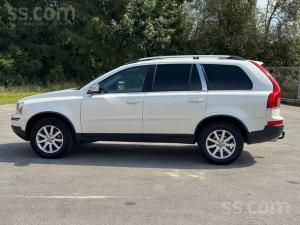 Balts Volvo XC90 2007 Tukums, ar dzinēja tilpumu 2.40 L un nobraukumu 310 tūkst. km par 6450 €, foto 3 vietnē AUTOMOTO.COM.LV