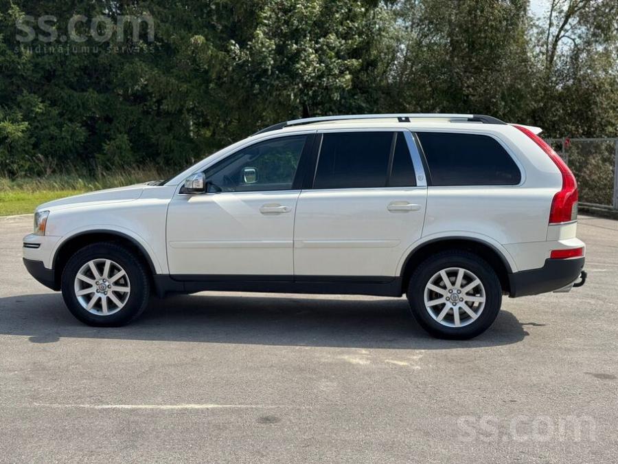 Balts Volvo XC90 2007 Tukums, ar dzinēja tilpumu 2.40 L un nobraukumu 310 tūkst. km par 6450 €, foto 3 vietnē AUTOMOTO.COM.LV