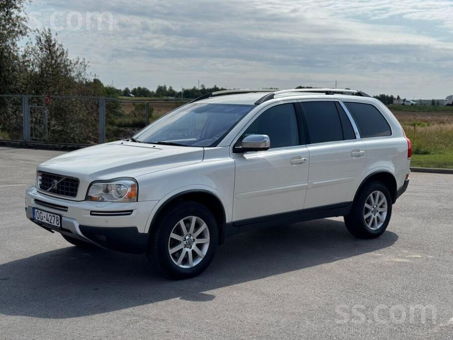 Balts Volvo XC90 2007 Tukums, ar dzinēja tilpumu 2.40 L un nobraukumu 310 tūkst. km par 6450 €, foto 4 vietnē AUTOMOTO.COM.LV